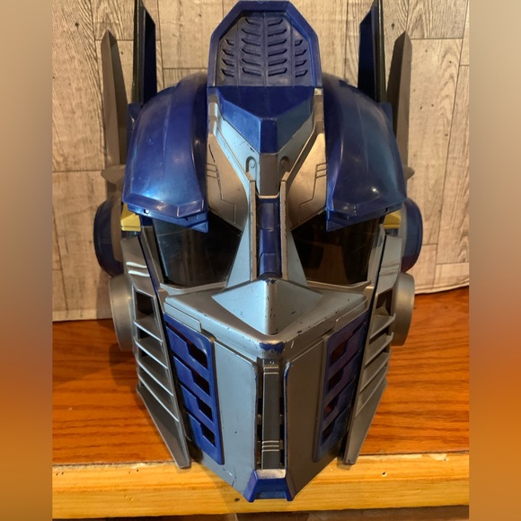 Hasbro | Toys | 206 Hasbro Transformers Optimus Prime Talking Helmet ...
